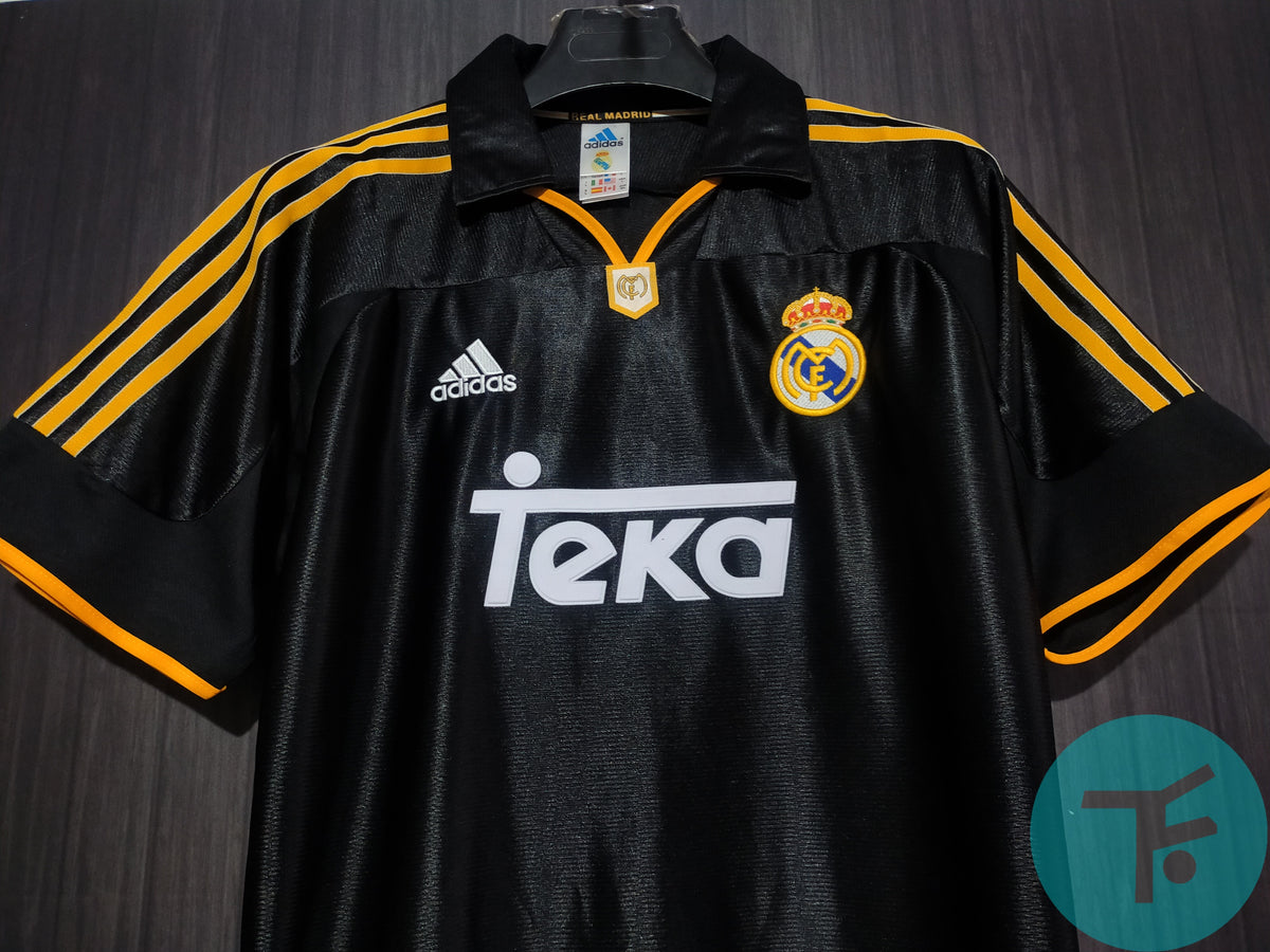 Raul 7 x Real Madrid 1998/99 Classic Away Retro – The Football Frenzy